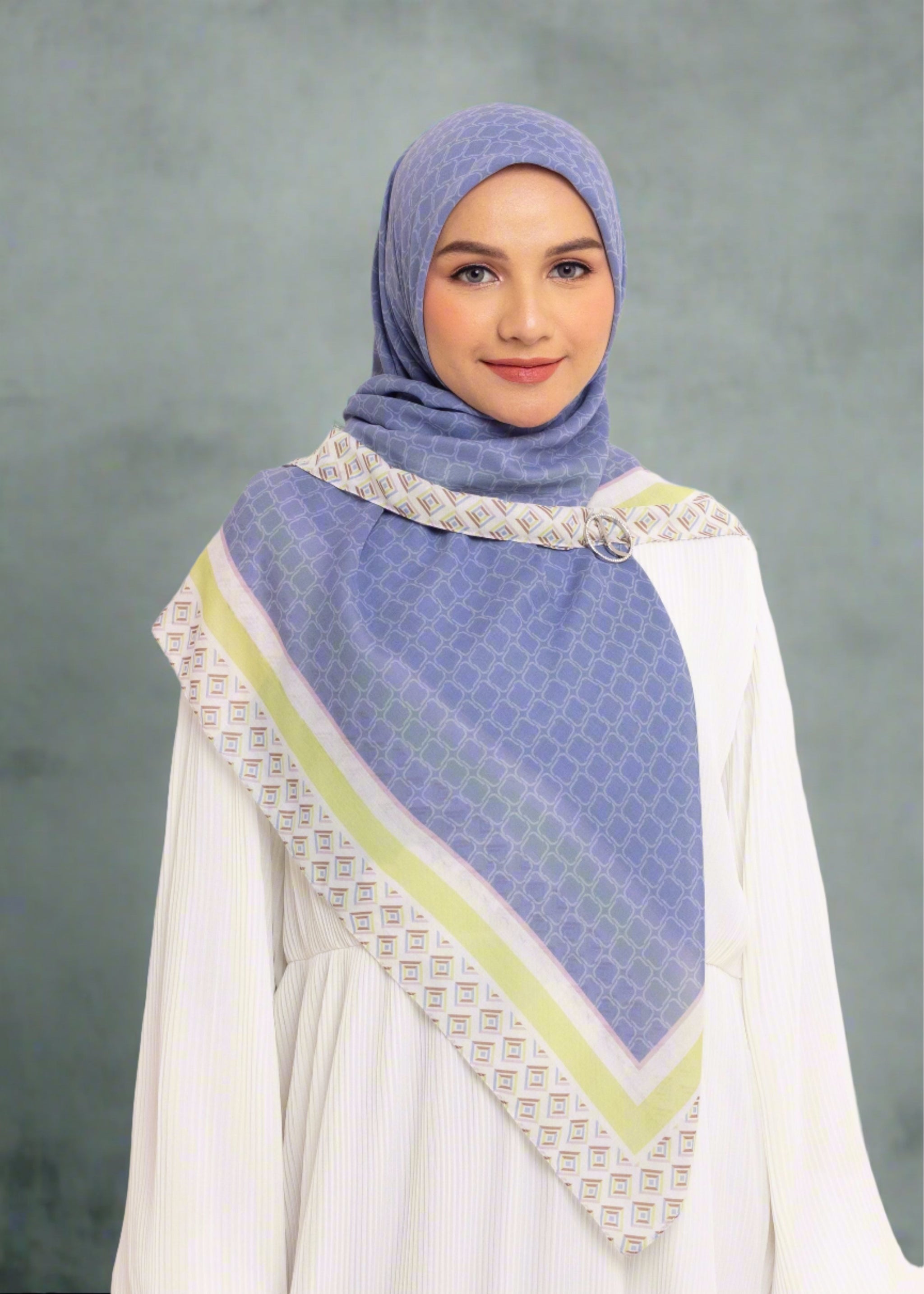 Kaila Monogram Tribal Border - Scarf Voal Liza 118x118 | Elzatta