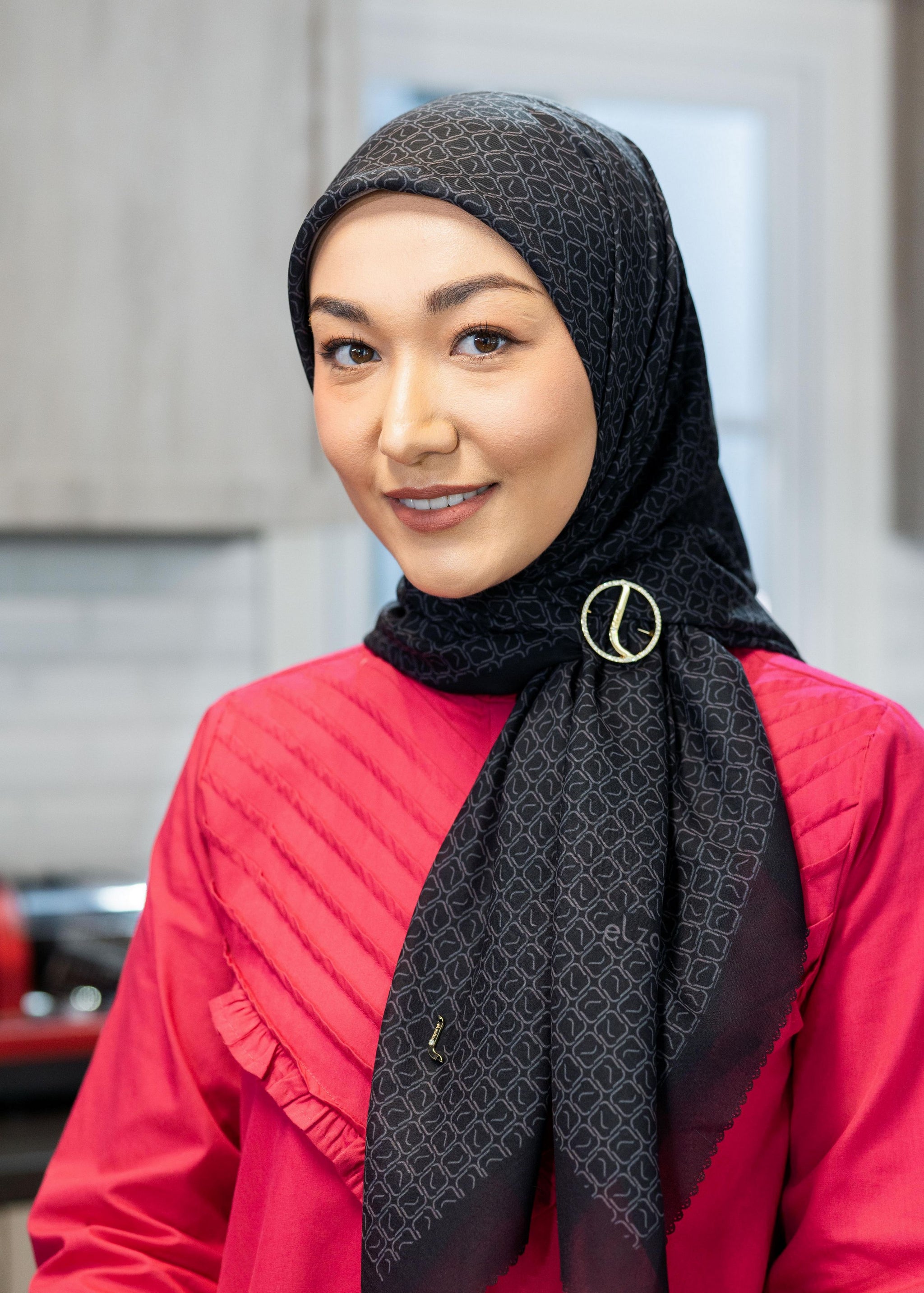 Elzatta Hijab Kanara L Square Monogram