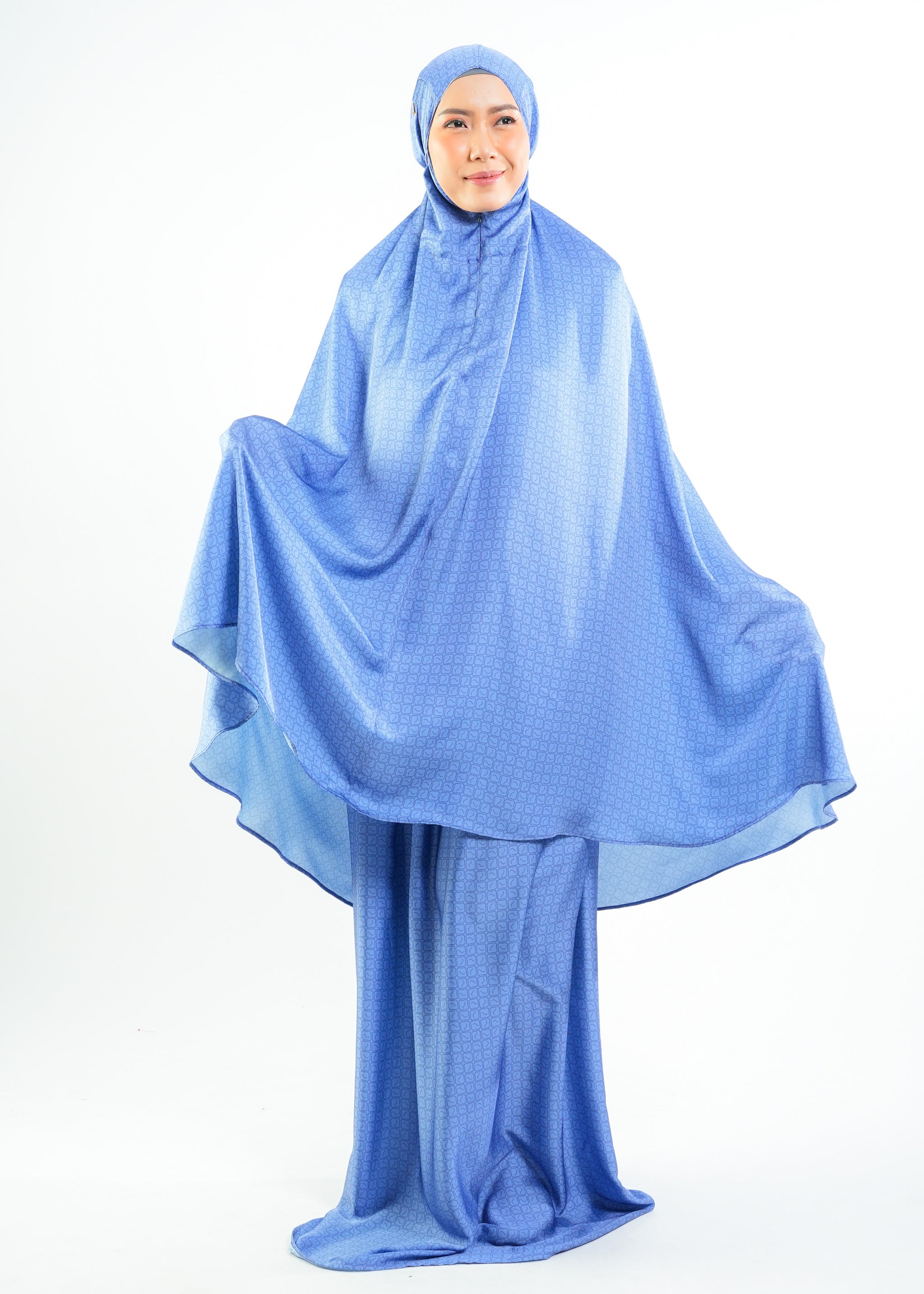 Mukena Silk Monogram - Elegan & Halus dari Elzatta